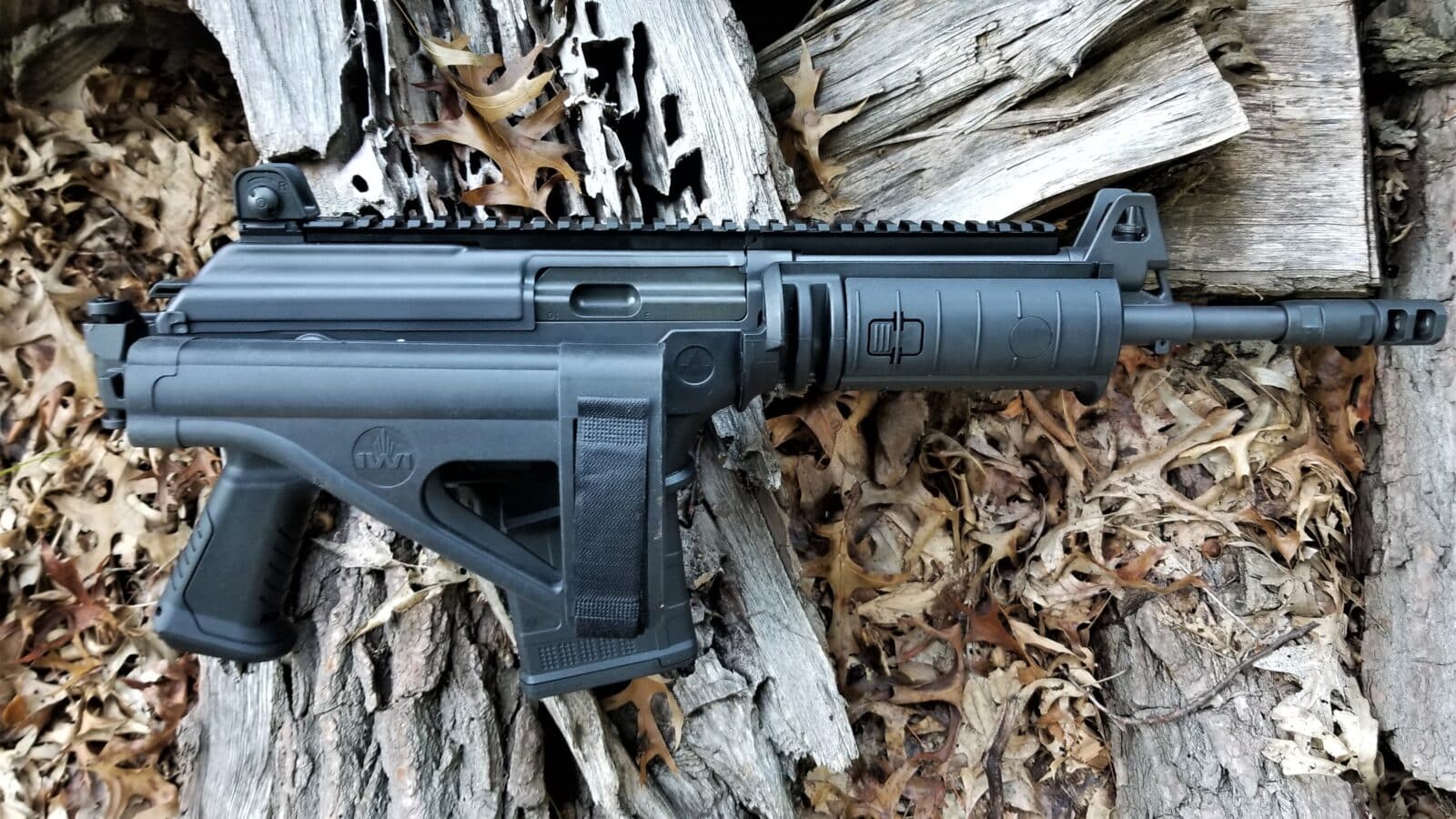 How A Modern IWI Galil Ace Differs From A Traditional AKM - With Lots ...