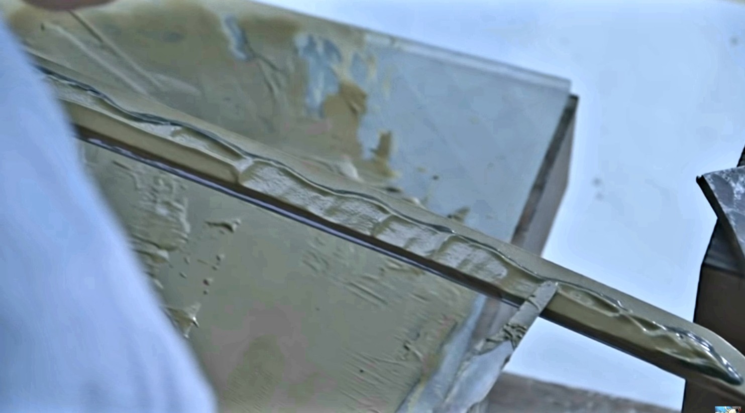 Video: How to Make a Japanese Katana Sword: Exquisite Detail Of the ...