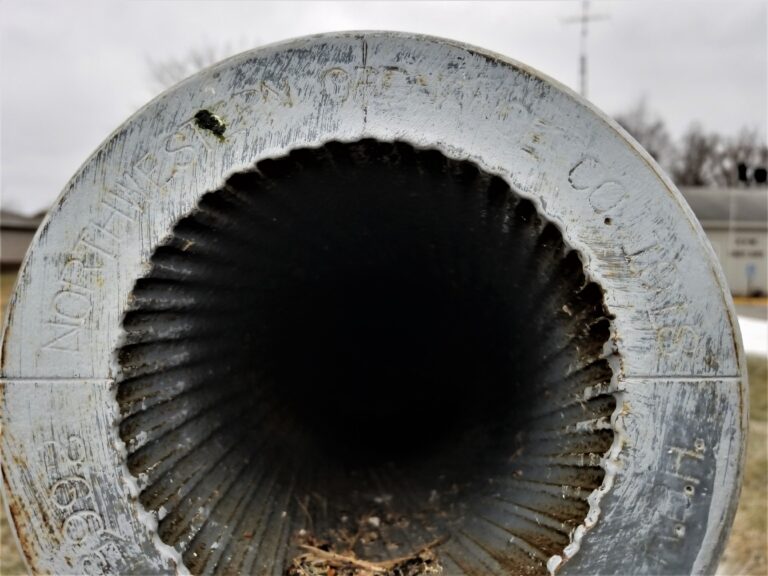 WWI 4.7-inch Gun Number 395 At The VFW Post 1137 in Watervliet ...