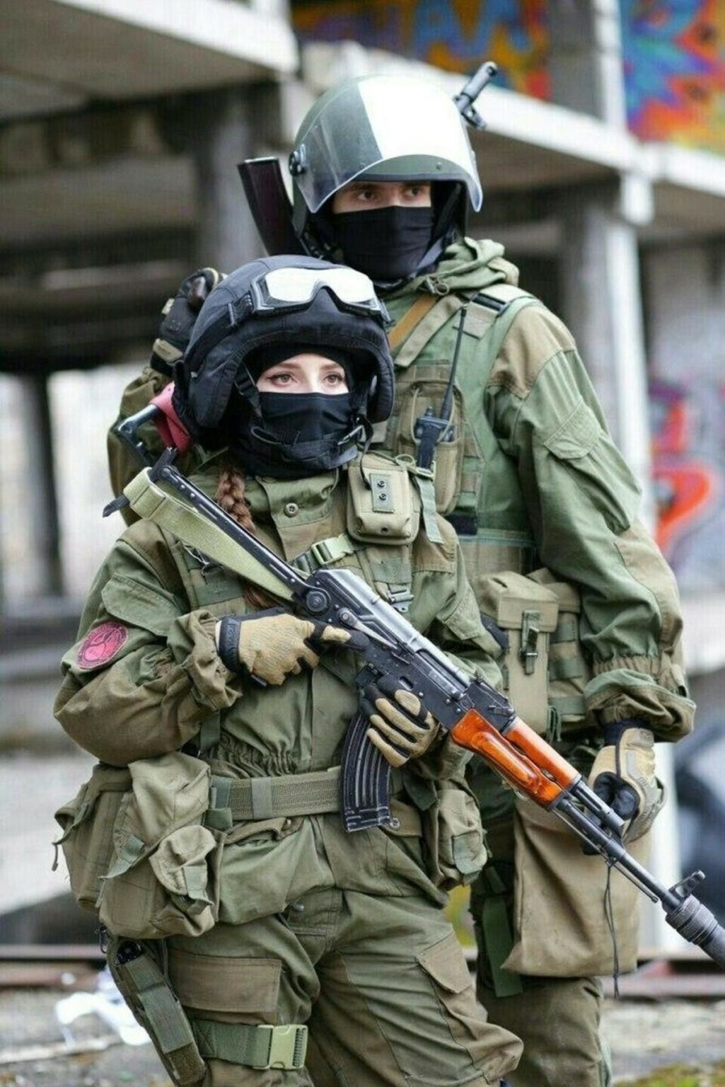 Russians_10-3 - Ronin's Grips