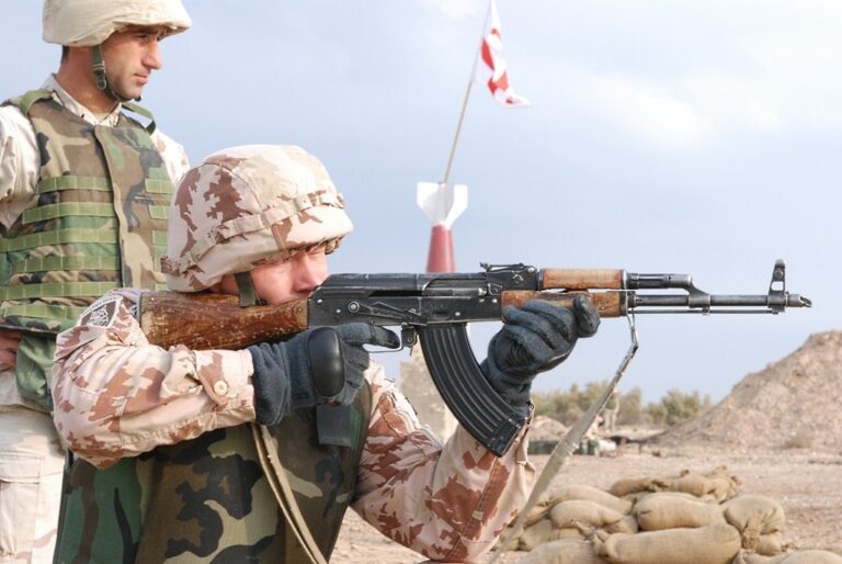 US-GI-fires-an-AKM - Ronin's Grips