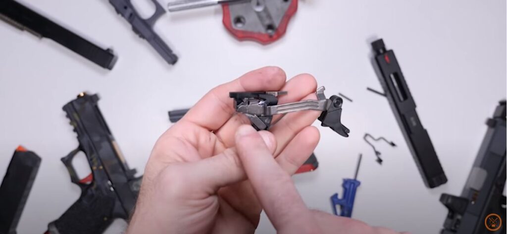 Glock trigger block - Ronin's Grips