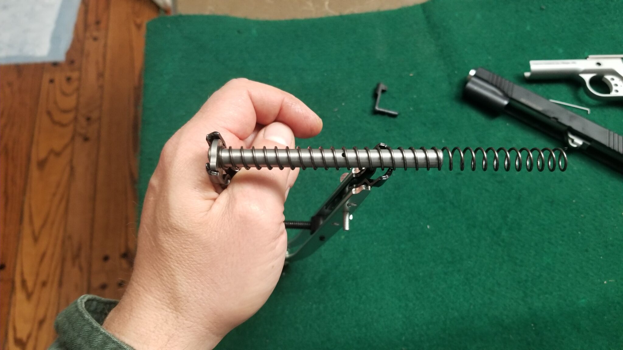 How To Re-Assemble A 1911 or 2011 Full Length Guide Rod, Spring and ...