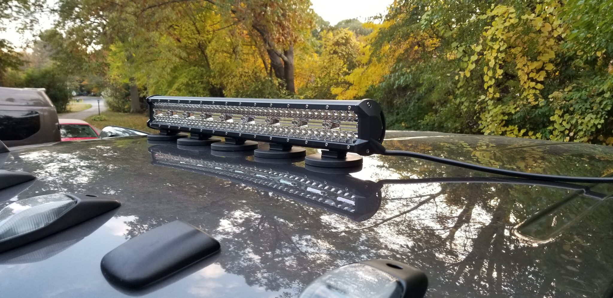 How To Easily Assemble A Removable LED Light Bar For Your Truck Or Car ...