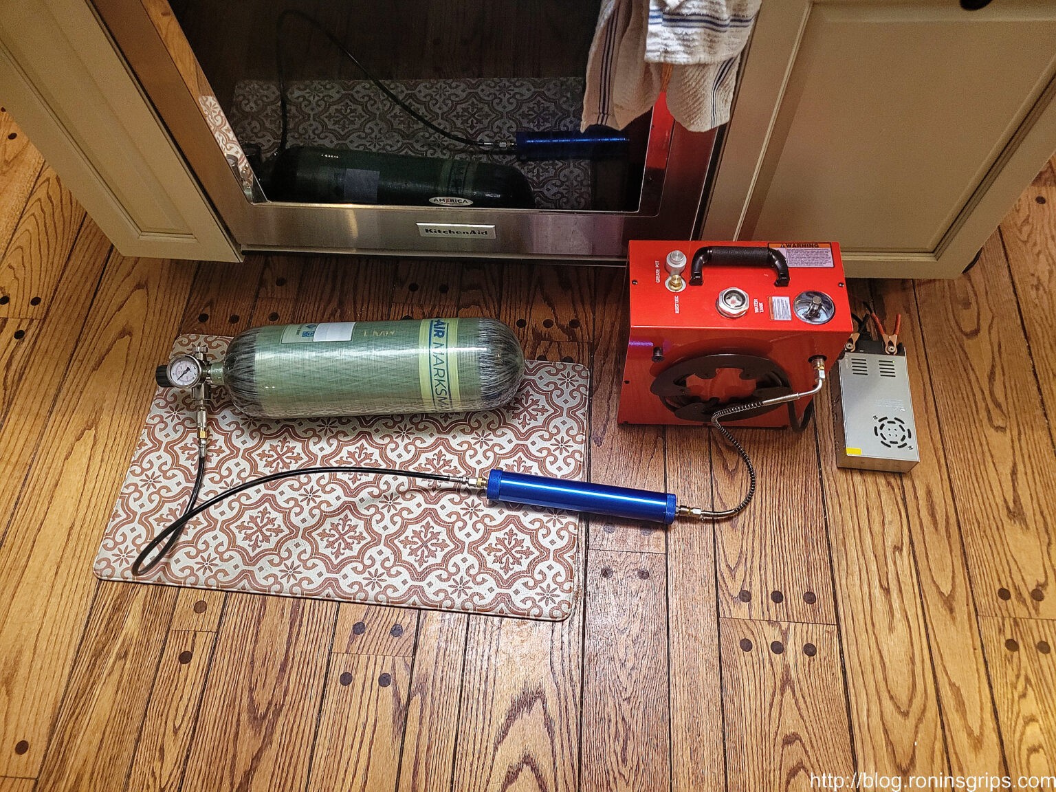 Setting Up & Testing the GX CS4 PCP 400 Bar/5,800 PSI Air Compressor ...