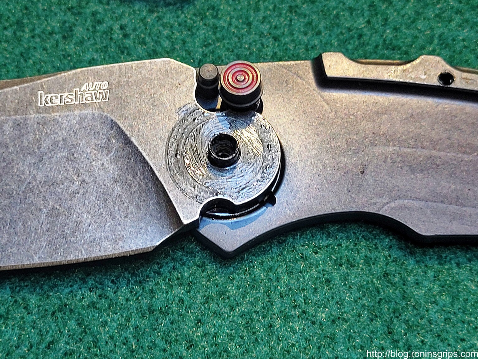 Understanding how an automatic folding knife works - Kershaw Launch 1 ...