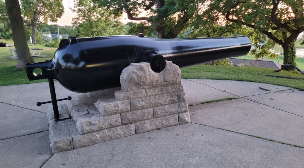 Civil War Monument With an Eleven Inch Dahlgren Gun in Saint Joseph, MI ...