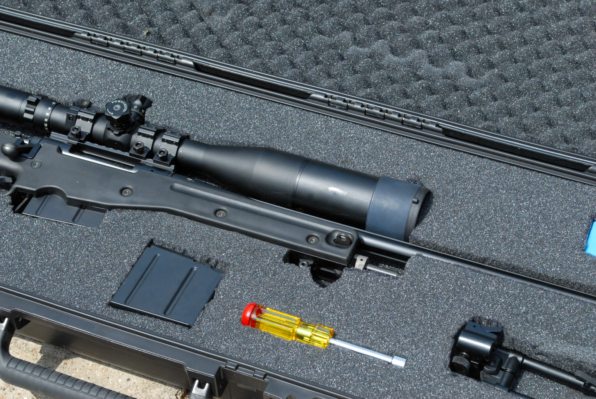 Adding a Minimalist Spigot to a KRG Bravo Chassis - Ronin's Grips