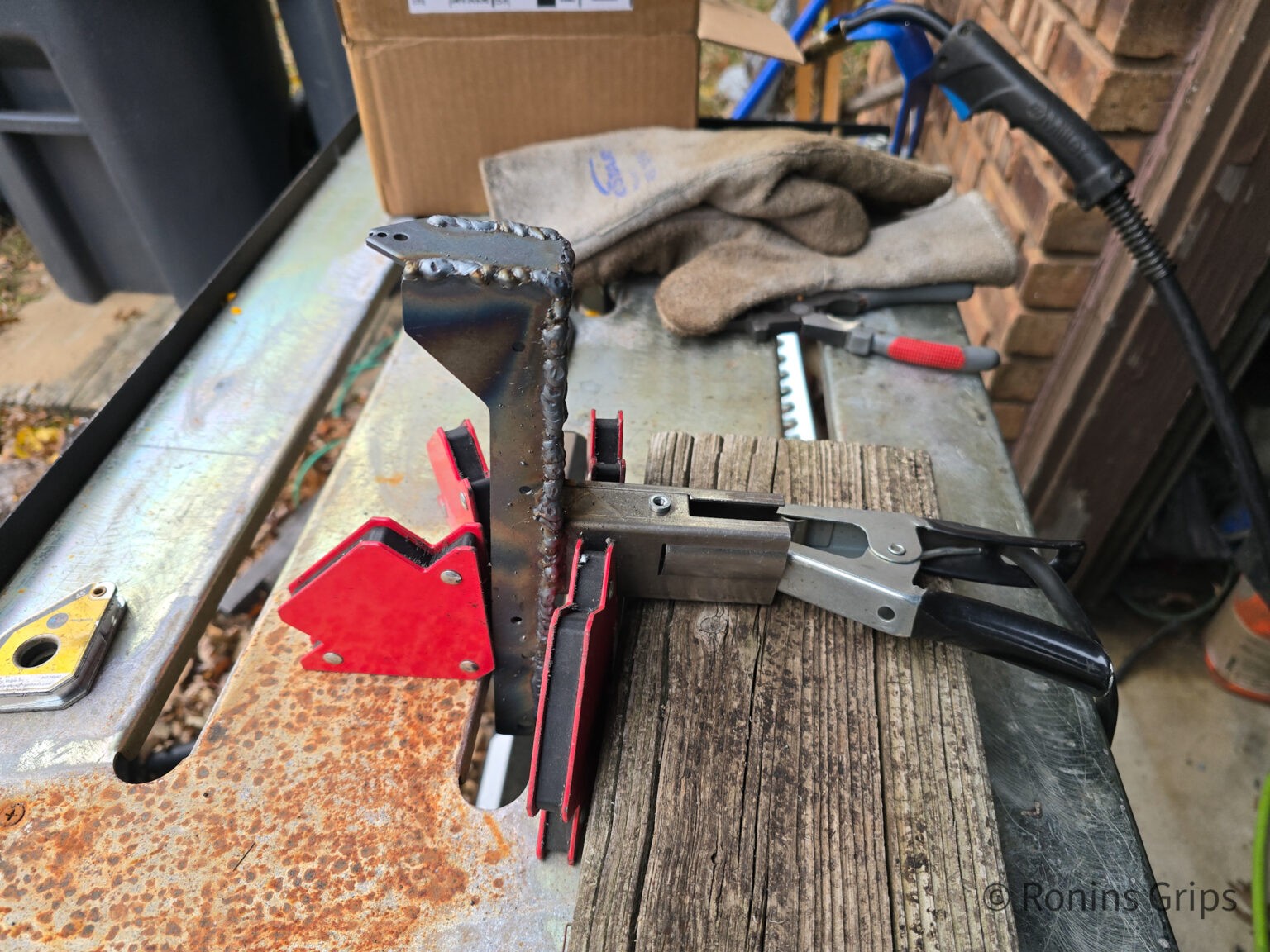 Welding a VMAC9 Lower Receiver Together - Uses MAC-11 9mm Style Uppers ...